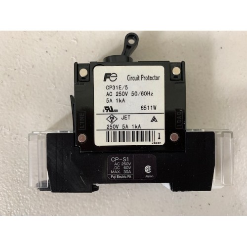 Fuji Electric CP31E/5 Circuit Breaker w/CP-S1 Socket